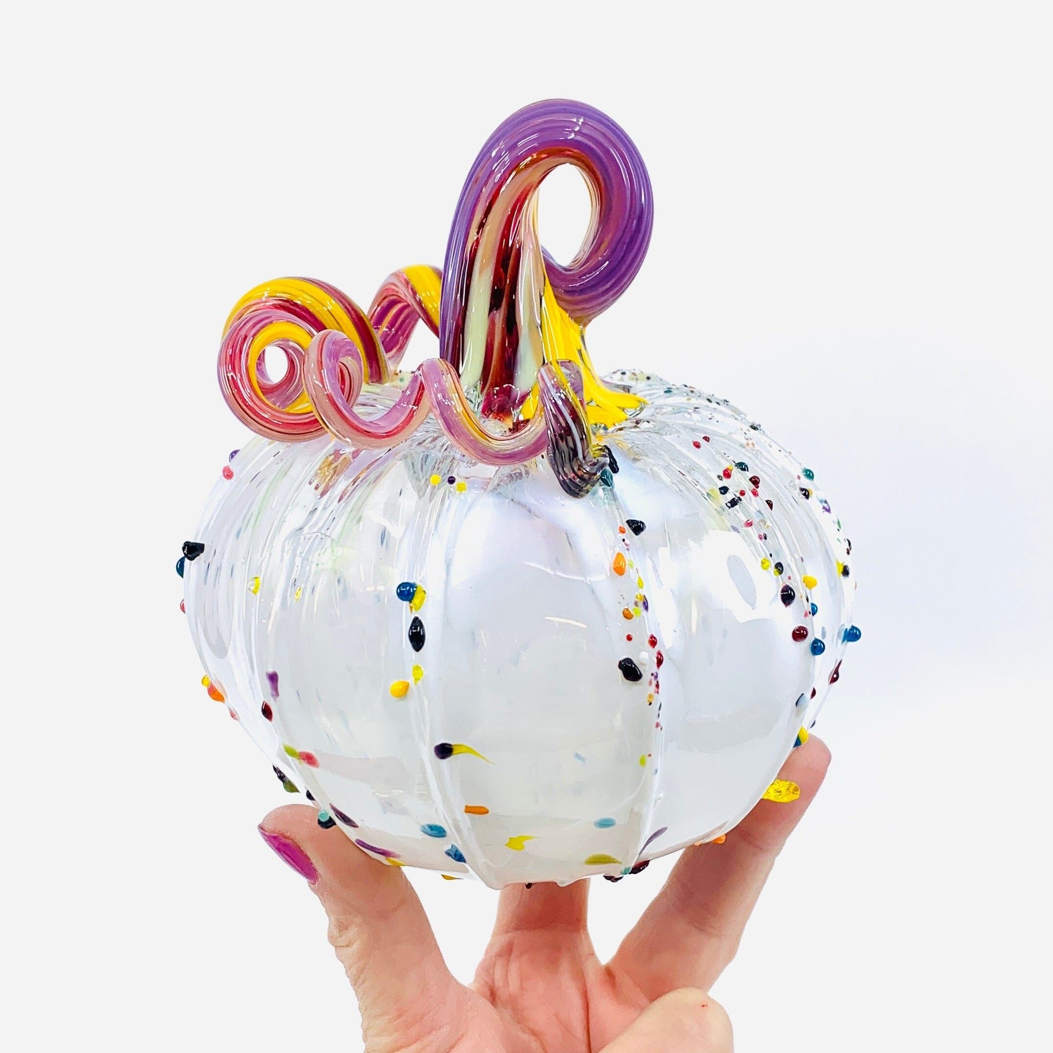 Daily Pumpkin 2914 Squat with Bejeweled Heart Keychain - Luke Adams ...