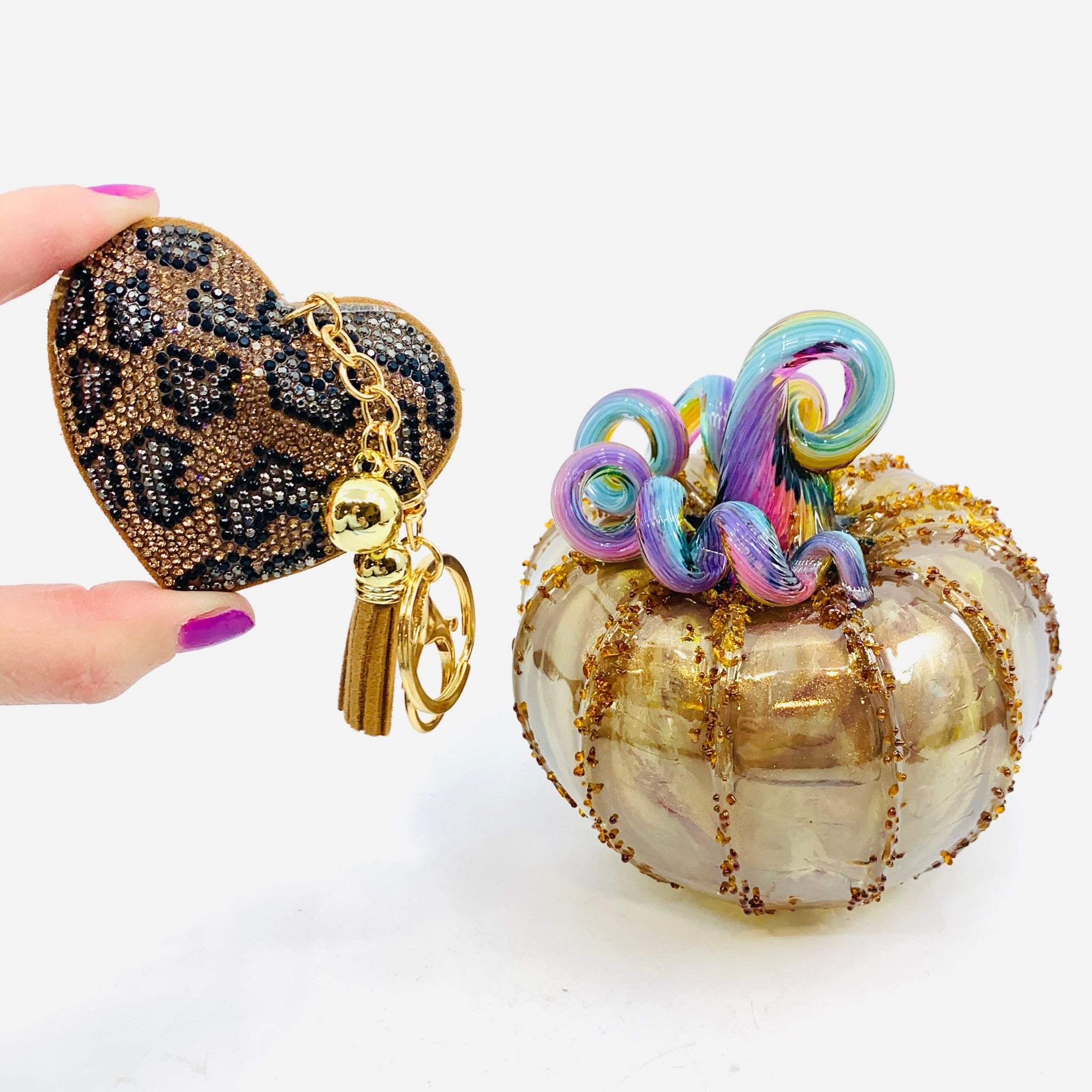 Daily Pumpkin 2897 Squat with Bejeweled Heart Keychain - Luke Adams ...